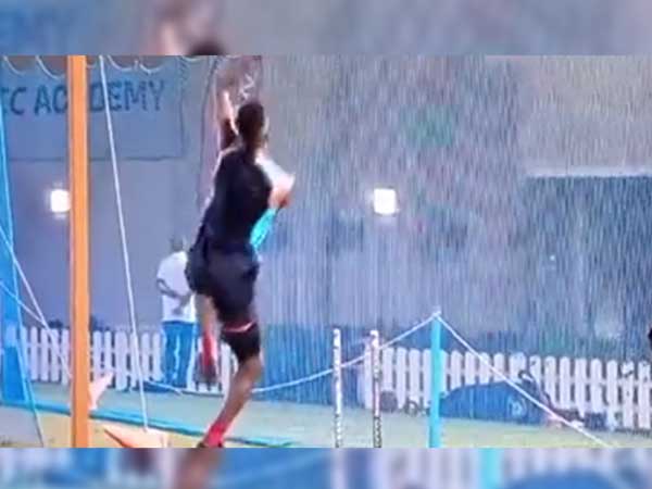 WATCH: Hardik Pandya captured bowling in nets ahead of India's clash ...